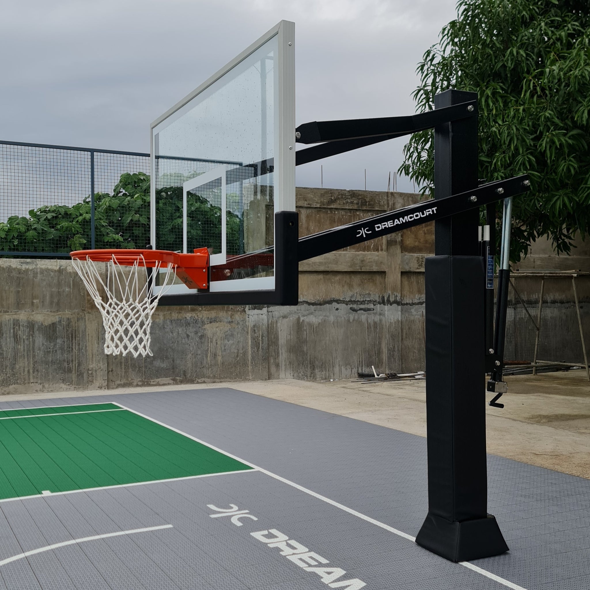 Adjustable Height Floor Mounted Hoop System – Dreamcourt
