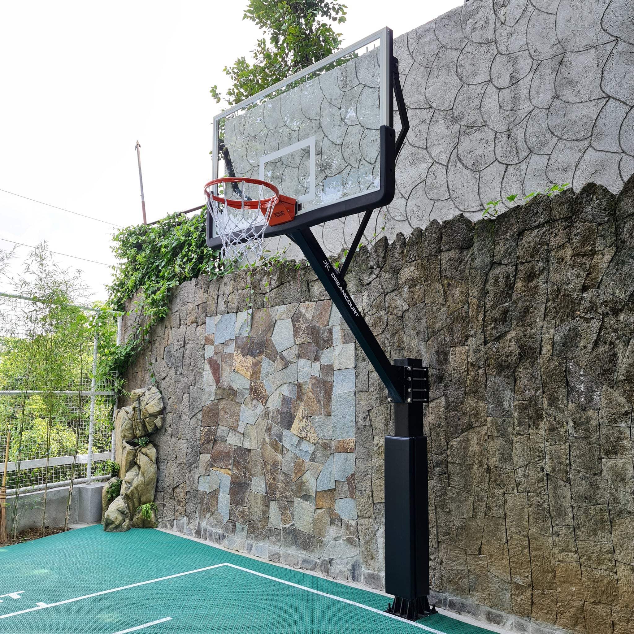 Fixed Height Floor Mounted Hoop System – Dreamcourt